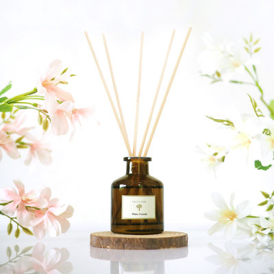 White Freesia Reed Diffuser | iShopChangi