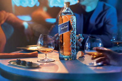 JOHNNIE WALKER BLUE XORDINAIRE 40% 1000ML | iShopChangi